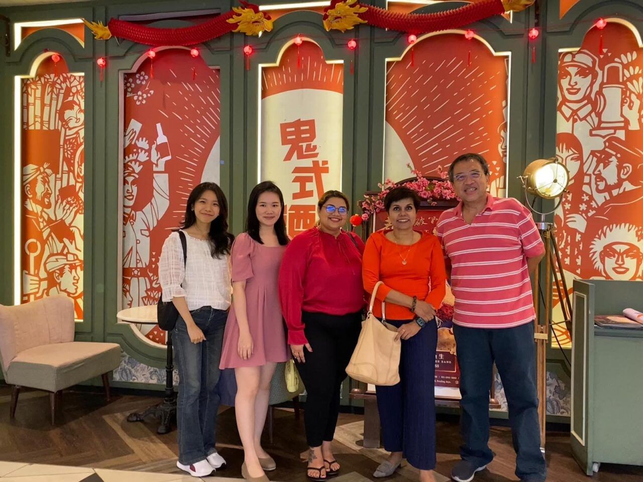 Yee Sang Unveiled: The Symbolism Behind the Toss - Kvalito